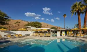 Twin Palms Resort - A Gay Men's Resort, Palm Springs (updated prices 2025)