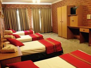 Pooraka Motor Inn, Mawson Lakes (updated prices 2025)