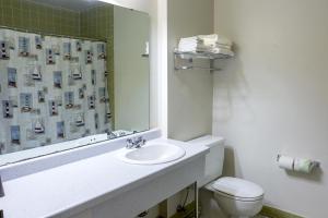 Lighthouse Inn - Two Rivers, Two Rivers (updated prices 2025)