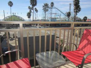 Carousel Beach Inn, Santa Cruz – Updated 2023 Prices