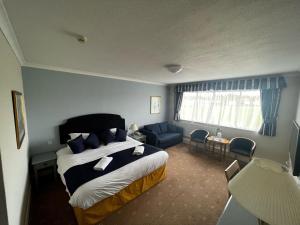 Tiverton Hotel Lounge & Venue formally Best Western, Tiverton – Updated ...