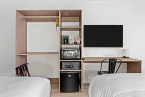 Developer Inn & Suites Airport JAX, a Baymont by Wyndham, Jacksonville ...