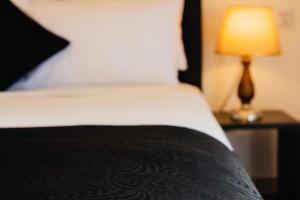 49 Ella, Ella (updated prices 2025)