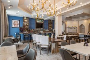 Castle Hotel, Autograph Collection by Marriott, Orlando – Updated 2023 ...