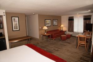 Northfield Inn Suites and Conference Center, Springfield (updated ...