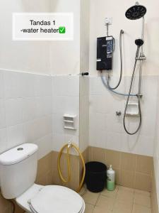 Homestay Kuala Terengganu near Batu Burok, Hospital HSNZ, KTCC Mall ...