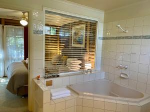 Ti-Tree Village, Ocean Grove – Updated 2024 Prices