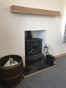 Traditional Croft house, Creagorry (updated prices 2025)