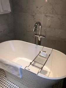 The Adelphi Hotel, Saratoga Springs (updated prices 2025)