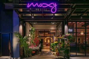 Moxy NYC Chelsea, New York (updated prices 2025)