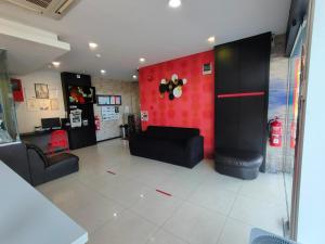 Walk Inn, Miri (updated prices 2025)