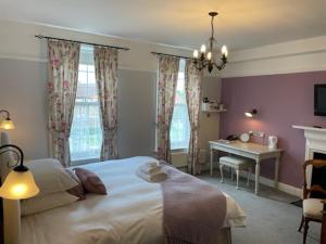 Sherbourne House, Attleborough (updated prices 2025)