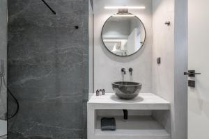 Loom Suite Downtown Athens, Athens (updated prices 2026)
