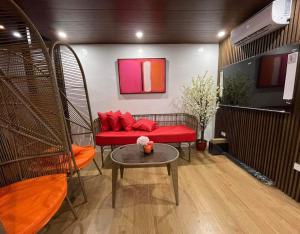 Hidden Haven Subic Villa w/ Infinity Pool, Subic (updated prices 2025)