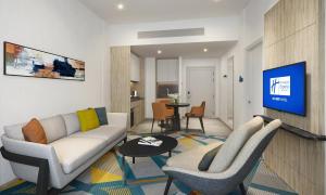 Holiday Inn Express & Suites Singapore Novena by IHG, Singapore ...