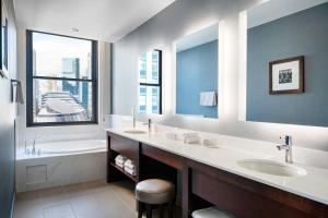 Residence Inn by Marriott Chicago Downtown/Loop, Chicago (updated ...