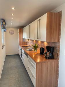 Ferienbauernhof Liesenberg Försterhaus Buschwindröschen, Fehmarn की ...