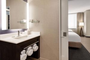 Residence Inn by Marriott New York JFK Airport, Queens (updated prices ...