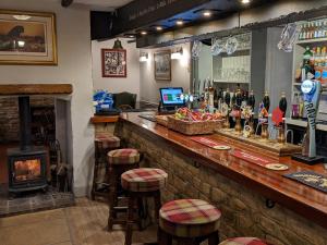 Cowpers Oak, Olney (updated prices 2025)
