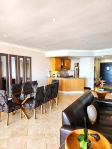 603 Oyster Rock Umhlanga Rocks, Durban (updated prices 2026)