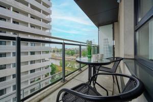 Odra Tower Apartments with FREE GARAGE Wrocław by Noclegi Renters ...