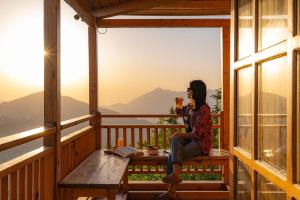 StayVista at DAAFI House with Comp Breakfast, Theog (updated prices 2025)