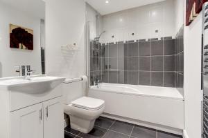 Tewitfield Marina, Carnforth (updated prices 2025)