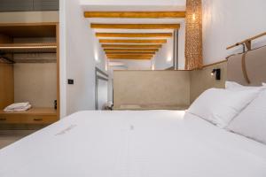 SunSal Luxury Studios - Earth, Naousa (updated prices 2024)