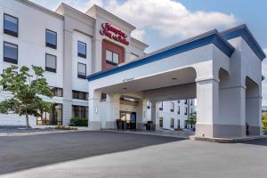 Hampton Inn & Suites Louisville East, Louisville (updated prices 2025)