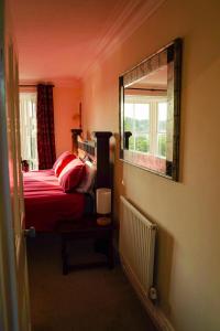Manorbier House - St Anne's Room, Tenby (updated prices 2025)