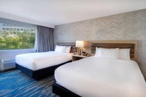 DoubleTree by Hilton LAX - El Segundo, El Segundo (updated prices 2025)