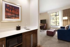 Hampton Inn & Suites Seattle/Renton, Wa, Renton (updated prices 2025)