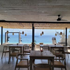 AMP Beach House, Nusa Penida (updated prices 2025)