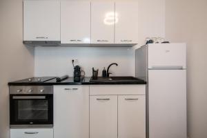 Sea flats with parking and pool in Azur Residence, Saints Constantine ...