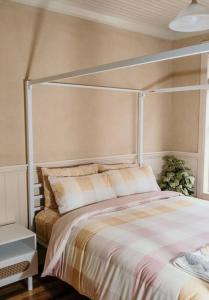 The Rose Turret, Warrnambool (updated prices 2026)