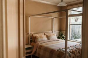 The Rose Turret, Warrnambool (updated prices 2025)