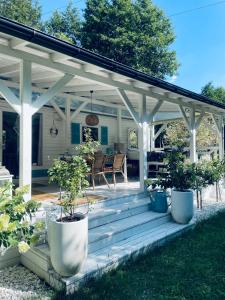 Domek holenderski Hampton, Dominice (updated prices 2024)