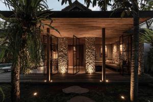 OLA HOUSE Uluwatu Bespoke 2 BR with Salt Water Pool 10 minutes to Best ...