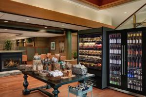 DoubleTree by Hilton Seattle Airport, SeaTac (updated prices 2025)