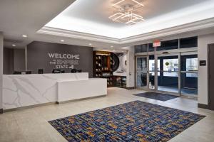 Hampton Inn NY-JFK, Queens (updated prices 2025)