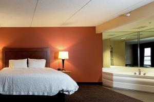 Hampton Inn Muskegon, Muskegon Heights (updated prices 2025)
