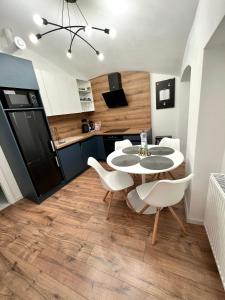 Apartment R&L Lazovná Apt 1 - city centre and free private parking ...