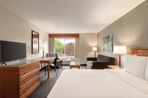 Radisson Hotel Portland Airport, Portland (updated prices 2025)