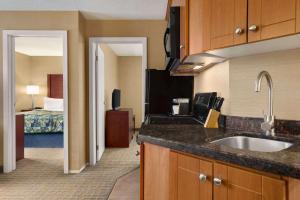 Travelodge by Wyndham Oshawa Whitby, Oshawa (updated prices 2025)