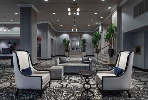 DoubleTree Suites by Hilton Hotel Detroit Downtown - Fort Shelby ...