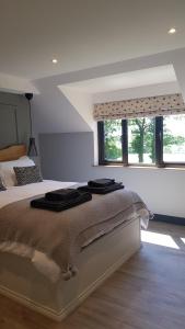 Appleton House, Thornbury (updated prices 2026)