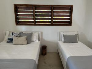 Lope Lope Beach Bungalows, Luganville (updated prices 2025)