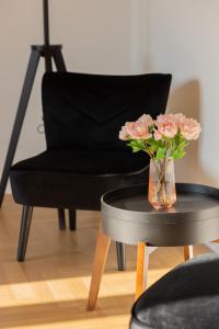 Ursus Spacious Two-bedroom Apartment by Noclegi Renters, Warsaw ...