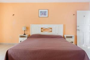 Marysol D8 beachfront next to nomads, Isla Mujeres (updated prices 2025)