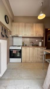 Koukaki Cozy Studio Retreat 1' from metro, Athens (updated prices 2025)